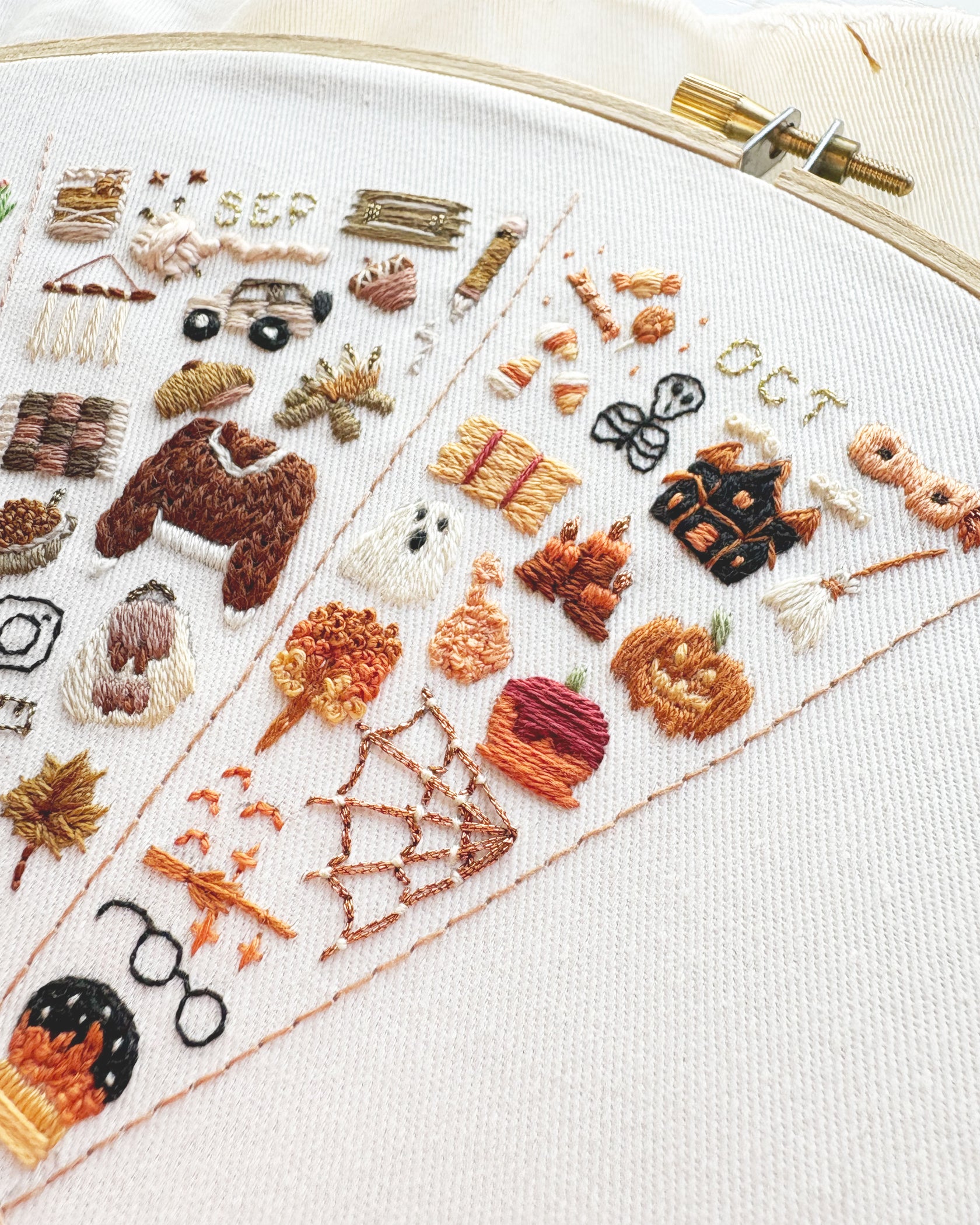 October Halloween Embroidery Journal Pattern – Emily June